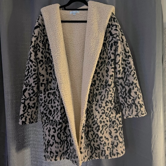 Jackets & Coats | Fluffy Cheetah Print Sherpa Jacket | Poshmark